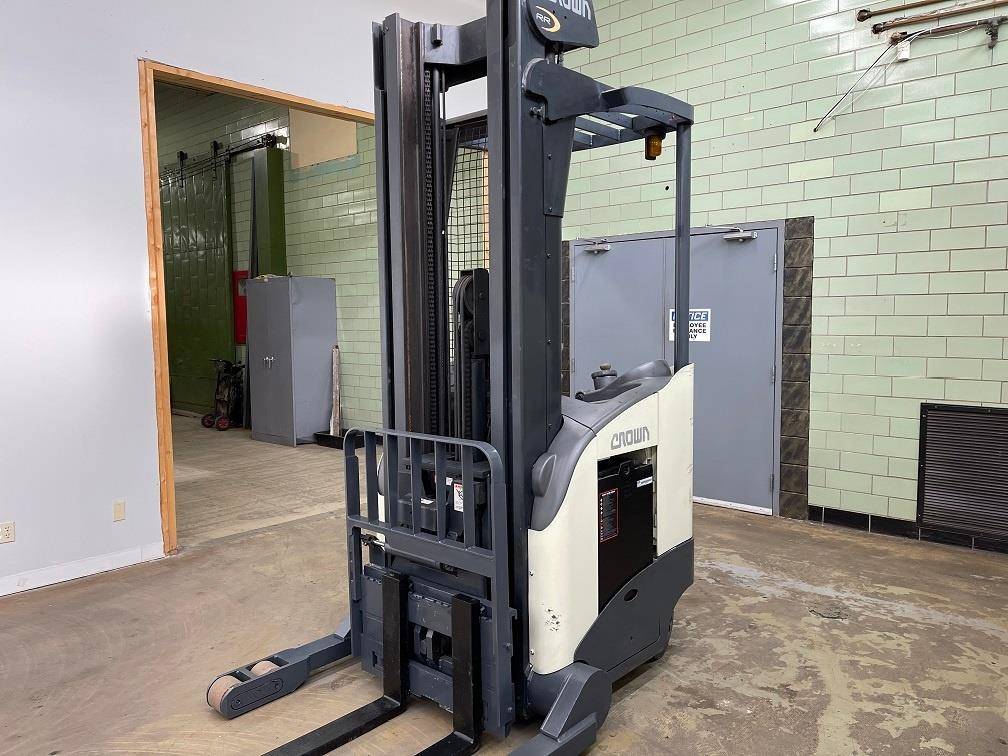 2007 Crown RR5225-35 For Sale In Boulder, Denver | UsedEquipmentHub.com